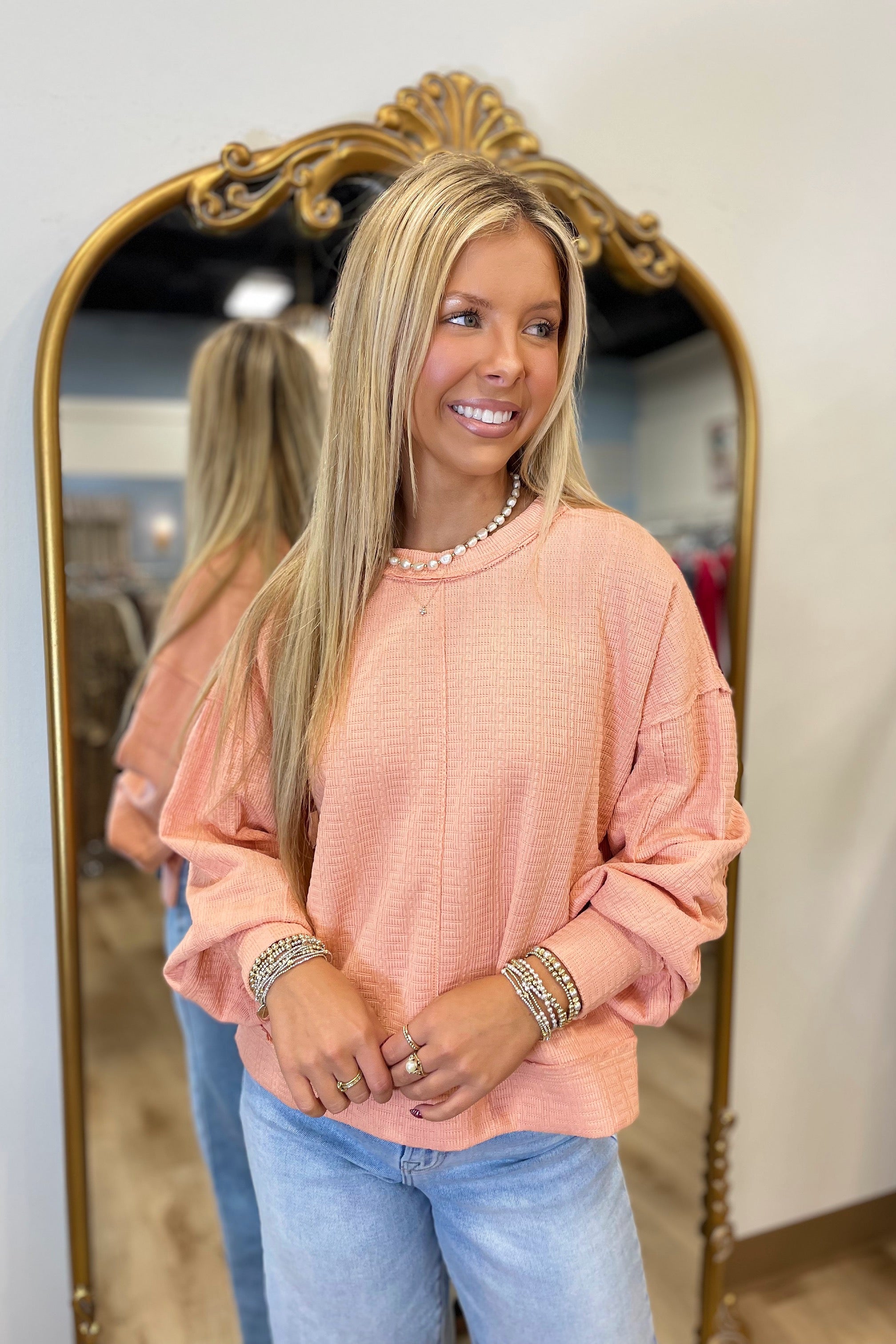 Rowan Raw Edge Textured Top Peach – Expectations Too